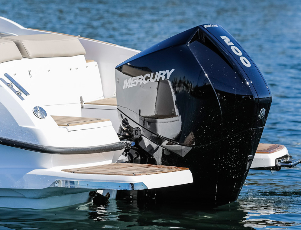 Flipper 650 DC - Flipper Boats - Small Day Cruiser
